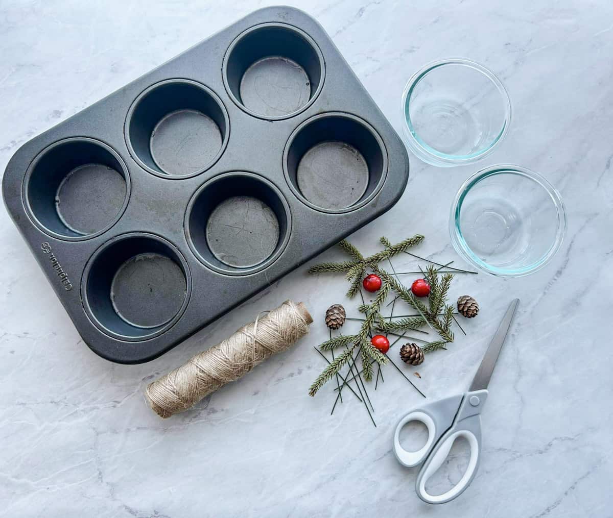 How To Make Nature Ice Ornaments | Easy Winter Craft - Fox Farm Home