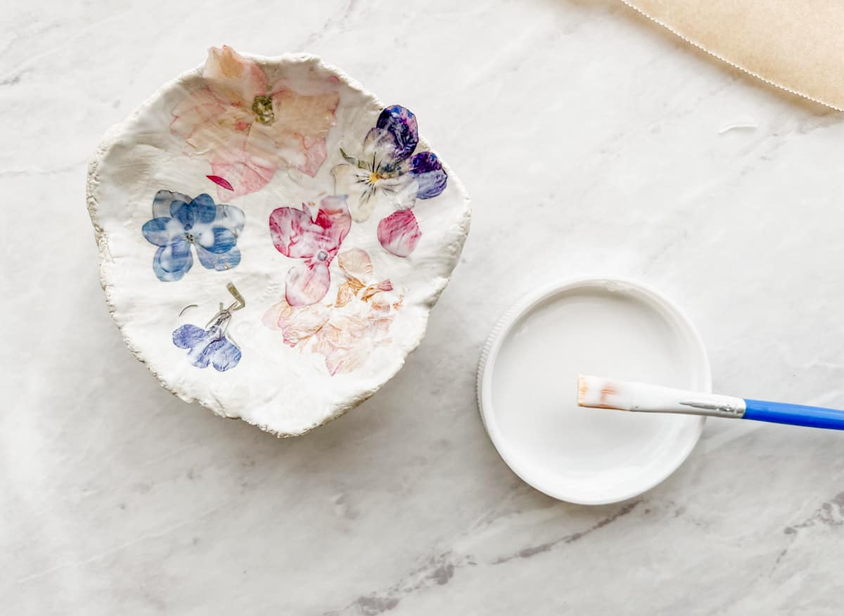 DIY Pressed Flower Pinch Pots for Kids - Fox Farm Home