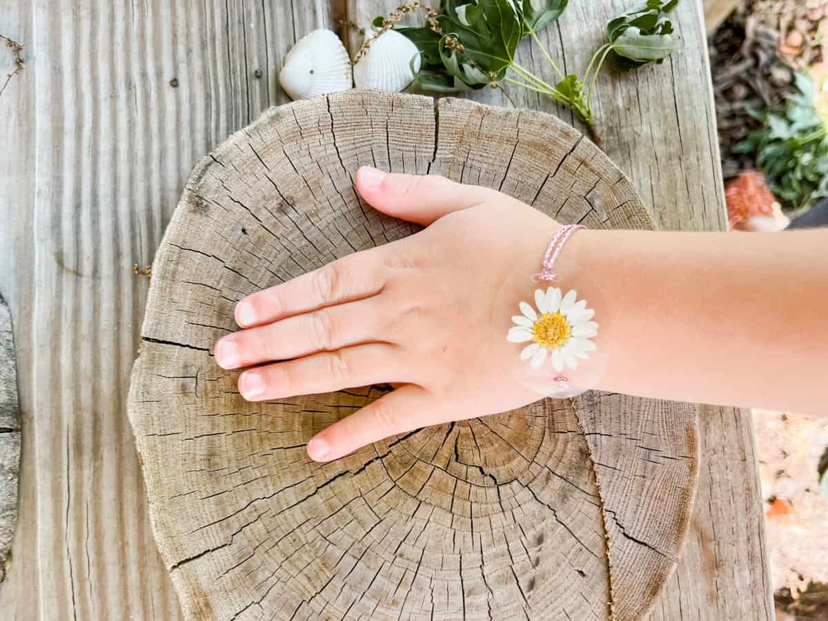DIY Pressed Flower Bracelet for Kids - Fox Farm Home