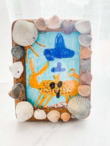 How To Make An Easy DIY Seashell Picture Frame - Fox Farm Home