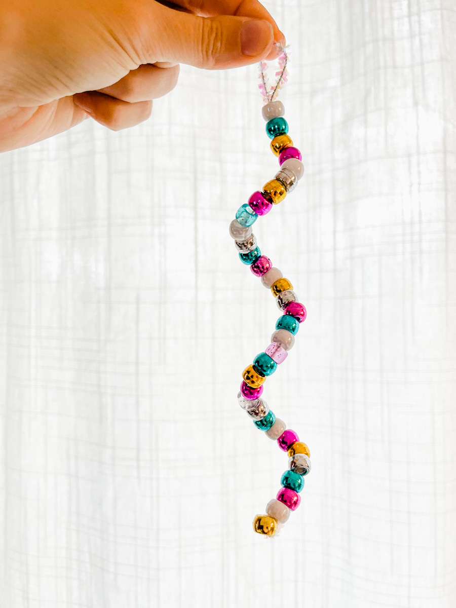 Easy Beaded Pipe Cleaner Icicle Ornaments - Fox Farm Home