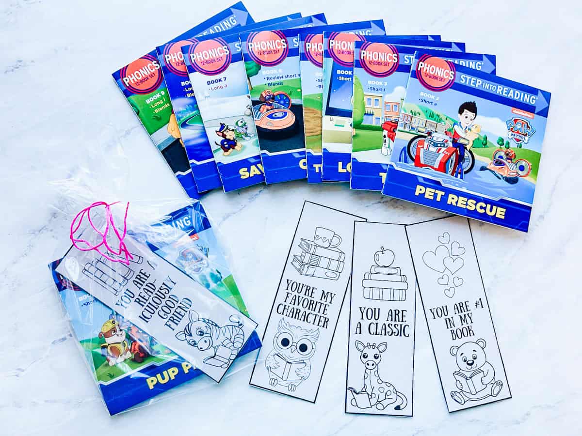 Free Printable Valentine's Day Bookmarks - Fox Farm Home