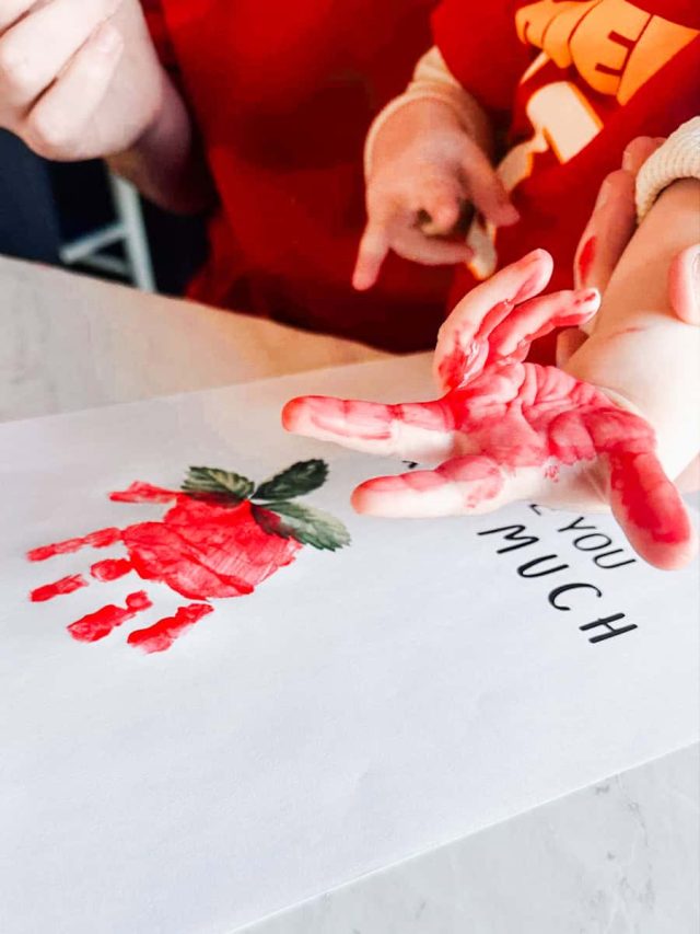 "I Love You Berry Much" Handprint Craft - Fox Farm Home