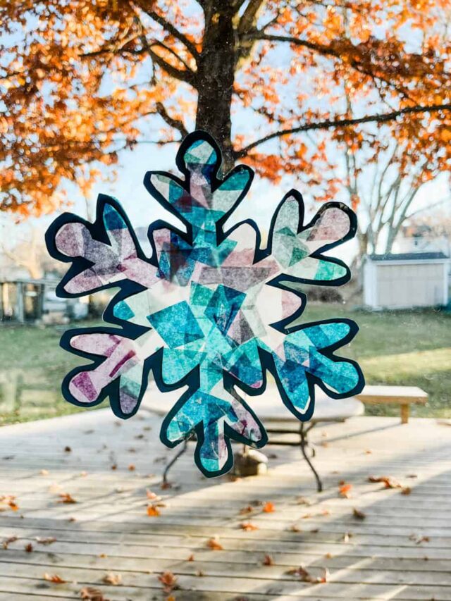 Snowflake Suncatcher Craft For Winter - Fox Farm Home