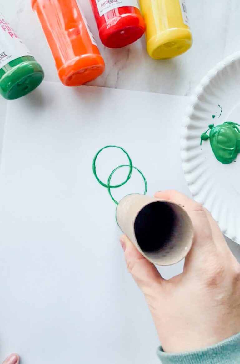 Toilet Paper Roll Christmas Tree Painting - Fox Farm Home